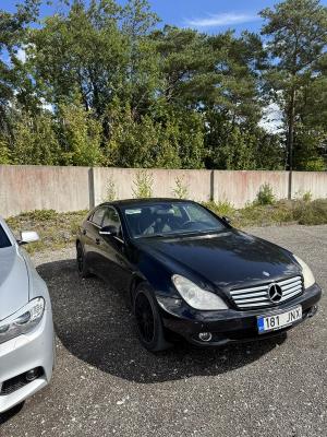 Melns Mercedes-Benz CLS 320 2006 Tallina, ar dzinēja tilpumu 0.00 L un nobraukumu 273 tūkst. km par 3500 €, foto 10 vietnē AUTOMOTO.COM.LV
