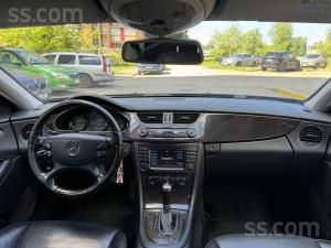 Melns Mercedes-Benz CLS 320 2007 Rīga, ar dzinēja tilpumu 3.00 L un nobraukumu 219 tūkst. km par 4490 €, foto 9 vietnē AUTOMOTO.COM.LV