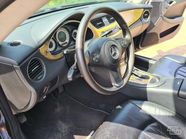 Melns Mercedes-Benz CLS 320 2008 Utena, ar dzinēja tilpumu 3.00 L un nobraukumu 229 tūkst. km par 6900 €, foto 8 vietnē AUTOMOTO.COM.LV