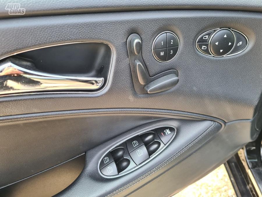 Melns Mercedes-Benz CLS 320 2008 Utena, ar dzinēja tilpumu 3.00 L un nobraukumu 229 tūkst. km par 6900 €, foto 11 vietnē AUTOMOTO.COM.LV