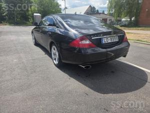Melns Mercedes-Benz CLS 320 2008 Daugavpils, ar dzinēja tilpumu 3.00 L un nobraukumu 0 tūkst. km par 6750 €, foto 5 vietnē AUTOMOTO.COM.LV