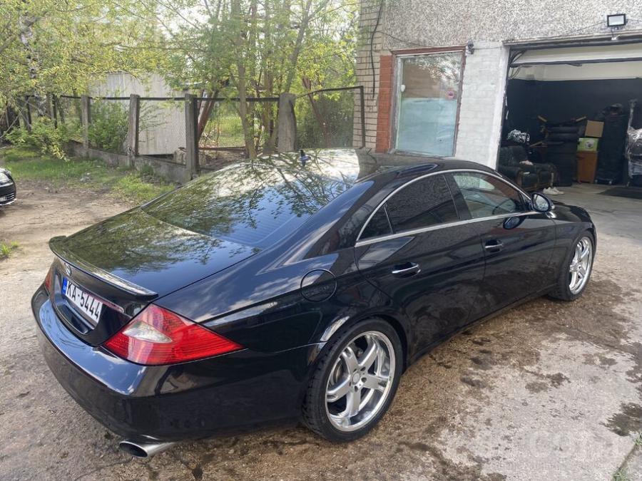Melns Mercedes-Benz CLS 320 2008 Daugavpils, ar dzinēja tilpumu 3.00 L un nobraukumu 330 tūkst. km par 6900 €, foto 7 vietnē AUTOMOTO.COM.LV