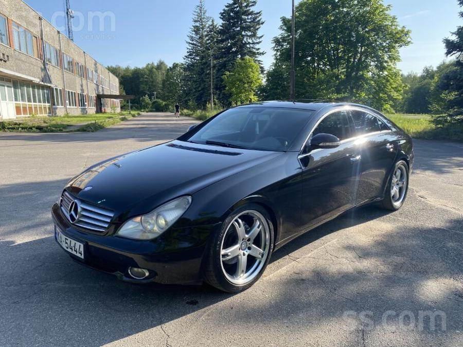 Melns Mercedes-Benz CLS 320 2008 Daugavpils, ar dzinēja tilpumu 3.00 L un nobraukumu 330 tūkst. km par 6900 €, foto 9 vietnē AUTOMOTO.COM.LV