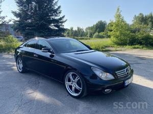 Melns Mercedes-Benz CLS 320 2008 Daugavpils, ar dzinēja tilpumu 3.00 L un nobraukumu 330 tūkst. km par 6900 €, foto 10 vietnē AUTOMOTO.COM.LV