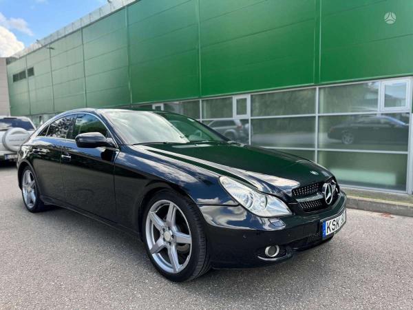 Black Mercedes-Benz CLS 320 2008 in Vilnius, with an engine capacity of 2.99 L and mileage of 340 thousand km for 4700 €, photo 4 on AUTOMOTO.COM.LV