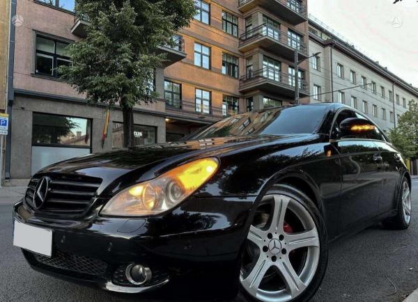 Black Mercedes-Benz CLS 320 2008 in Kaunas, with an engine capacity of 2.99 L and mileage of 350 thousand km for 6000 €, photo 1 on AUTOMOTO.COM.LV