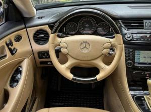 Black Mercedes-Benz CLS 320 2008 in Kaunas, with an engine capacity of 2.99 L and mileage of 350 thousand km for 6000 €, photo 24 on AUTOMOTO.COM.LV