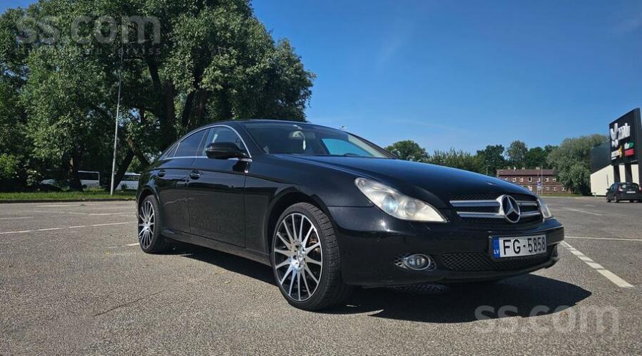 Melns Mercedes-Benz CLS 320 2011 Rīga, ar dzinēja tilpumu 3.00 L un nobraukumu 203 tūkst. km par 7150 €, foto 3 vietnē AUTOMOTO.COM.LV