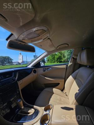Melns Mercedes-Benz CLS 320 2011 Rīga, ar dzinēja tilpumu 3.00 L un nobraukumu 203 tūkst. km par 7150 €, foto 8 vietnē AUTOMOTO.COM.LV