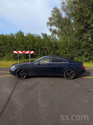 Zils Mercedes-Benz CLS 320 2006 Rīga, ar dzinēja tilpumu 3.00 L un nobraukumu 242 tūkst. km par 5800 €, foto 7 vietnē AUTOMOTO.COM.LV