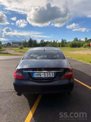 Zils Mercedes-Benz CLS 320 2006 Rīga, ar dzinēja tilpumu 3.00 L un nobraukumu 242 tūkst. km par 5800 €, foto 8 vietnē AUTOMOTO.COM.LV