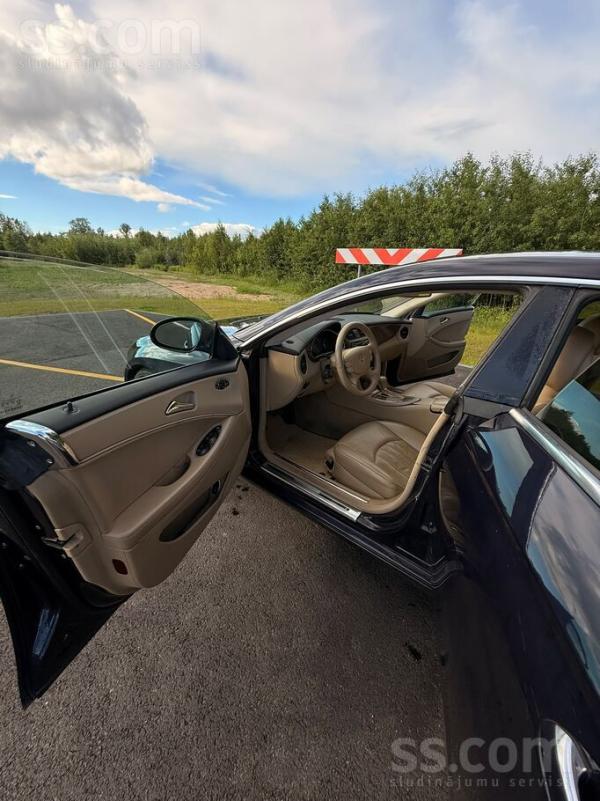 Blue Mercedes-Benz CLS 320 2006 in Riga, with an engine capacity of 3.00 L and mileage of 242 thousand km for 5800 €, photo 10 on AUTOMOTO.COM.LV
