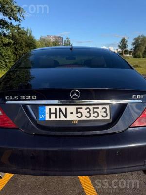 Zils Mercedes-Benz CLS 320 2006 Rīga, ar dzinēja tilpumu 3.00 L un nobraukumu 242 tūkst. km par 5800 €, foto 24 vietnē AUTOMOTO.COM.LV