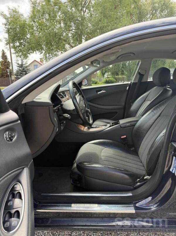 Zils Mercedes-Benz CLS 320 2006 Ventspils, ar dzinēja tilpumu 3.00 L un nobraukumu 401 tūkst. km par 4600 €, foto 10 vietnē AUTOMOTO.COM.LV