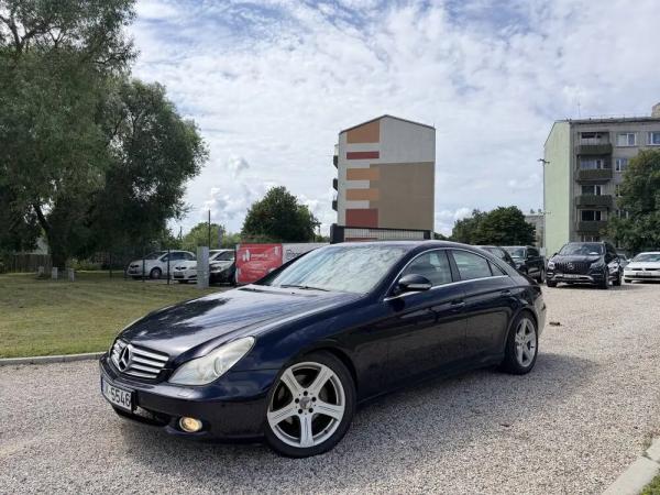 Blue Mercedes-Benz CLS 320 2006 in Ventspils, with an engine capacity of 3.00 L and mileage of 401 thousand km for 4600 €, photo 1 on AUTOMOTO.COM.LV