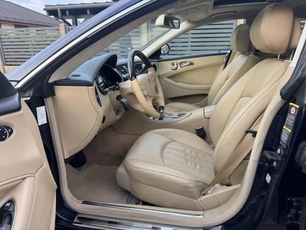 Zils Mercedes-Benz CLS 320 2005 Jelgava, ar dzinēja tilpumu 3.00 L un nobraukumu 345 tūkst. km par 6350 €, foto 10 vietnē AUTOMOTO.COM.LV