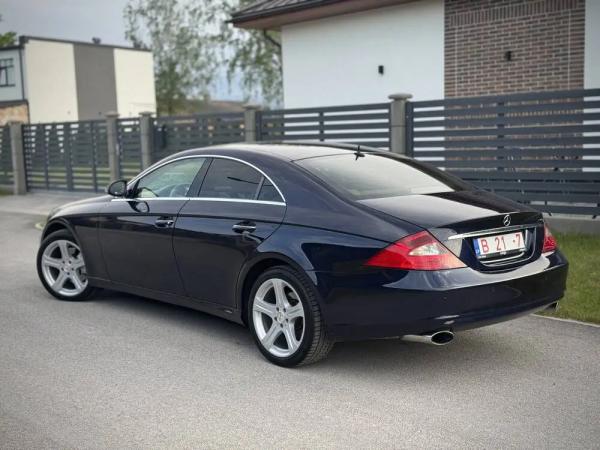 Zils Mercedes-Benz CLS 320 2005 Jelgava, ar dzinēja tilpumu 3.00 L un nobraukumu 345 tūkst. km par 6350 €, foto 3 vietnē AUTOMOTO.COM.LV