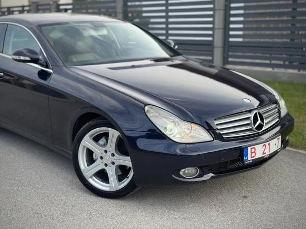 Zils Mercedes-Benz CLS 320 2005 Jelgava, ar dzinēja tilpumu 3.00 L un nobraukumu 345 tūkst. km par 6350 €, foto 7 vietnē AUTOMOTO.COM.LV