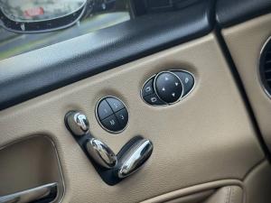Zils Mercedes-Benz CLS 320 2005 Jelgava, ar dzinēja tilpumu 3.00 L un nobraukumu 345 tūkst. km par 6350 €, foto 21 vietnē AUTOMOTO.COM.LV