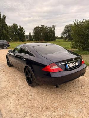 Blue Mercedes-Benz CLS 320 2006 in Riga, with an engine capacity of 3.00 L and mileage of 245 thousand km for 5100 €, photo  on AUTOMOTO.COM.LV