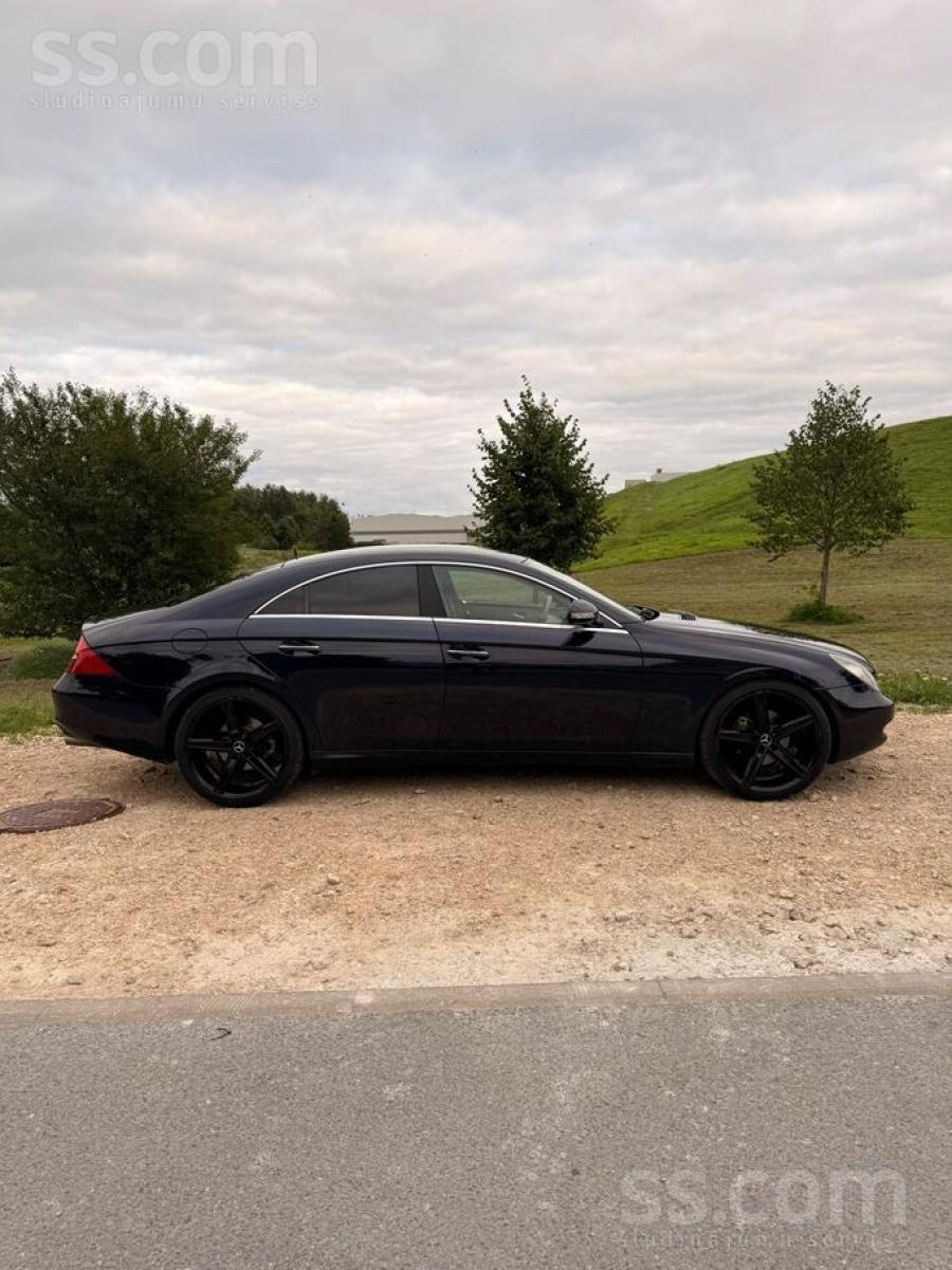 Zils Mercedes-Benz CLS 320 2006 Rīga, ar dzinēja tilpumu 3.00 L un nobraukumu 245 tūkst. km par 5100 €, foto 6 vietnē AUTOMOTO.COM.LV