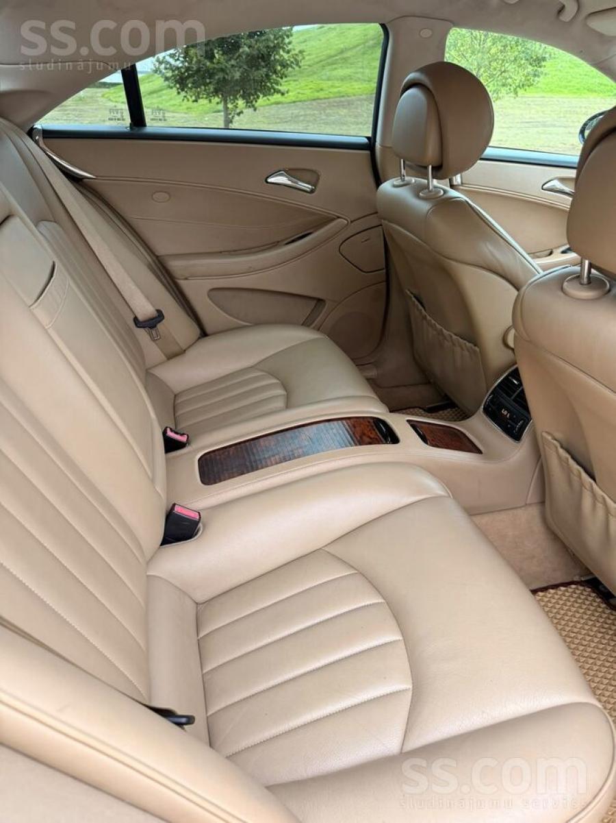 Zils Mercedes-Benz CLS 320 2006 Rīga, ar dzinēja tilpumu 3.00 L un nobraukumu 245 tūkst. km par 5100 €, foto 8 vietnē AUTOMOTO.COM.LV