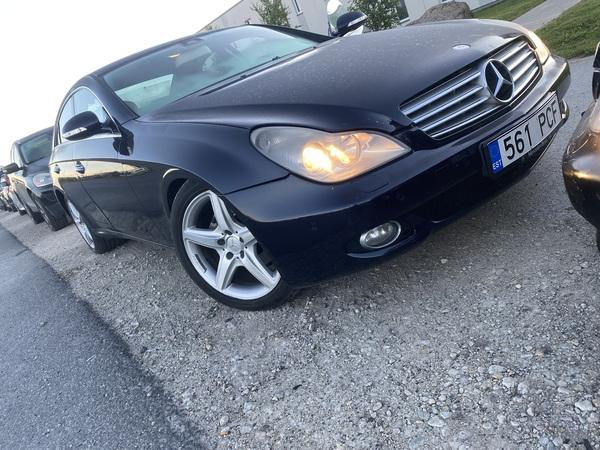Zils Mercedes-Benz CLS 320 2007 Tallina, ar dzinēja tilpumu 0.00 L un nobraukumu 332 tūkst. km par 4850 €, foto 2 vietnē AUTOMOTO.COM.LV