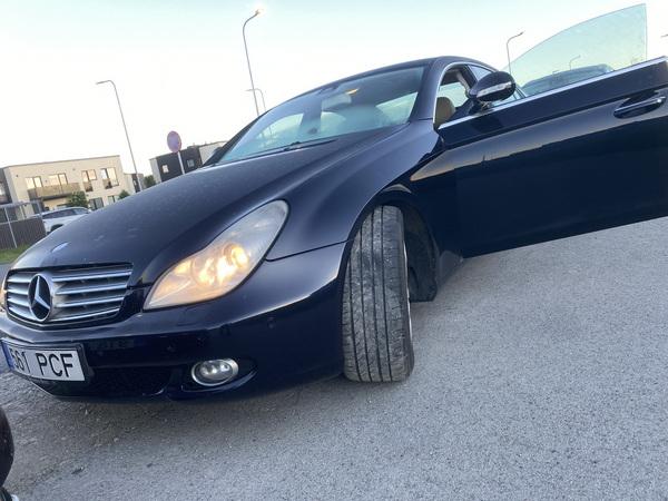 Zils Mercedes-Benz CLS 320 2007 Tallina, ar dzinēja tilpumu 0.00 L un nobraukumu 332 tūkst. km par 4850 €, foto 3 vietnē AUTOMOTO.COM.LV