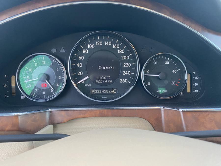 Zils Mercedes-Benz CLS 320 2007 Tallina, ar dzinēja tilpumu 0.00 L un nobraukumu 332 tūkst. km par 4850 €, foto 7 vietnē AUTOMOTO.COM.LV