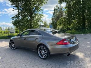 Brūns Mercedes-Benz CLS 320 2005 Rīga, ar dzinēja tilpumu 3.00 L un nobraukumu 0 tūkst. km par 4490 €, foto 8 vietnē AUTOMOTO.COM.LV