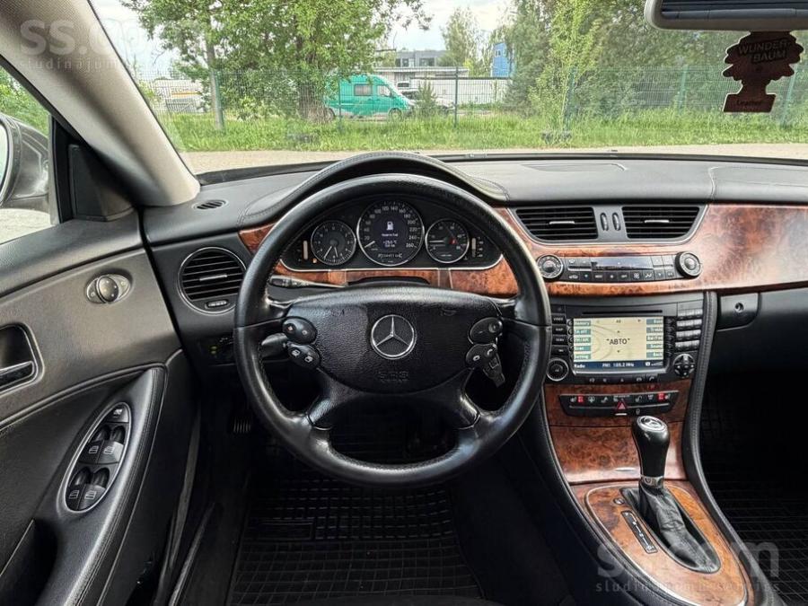 Brūns Mercedes-Benz CLS 320 2005 Rīga, ar dzinēja tilpumu 3.00 L un nobraukumu 0 tūkst. km par 4490 €, foto 25 vietnē AUTOMOTO.COM.LV