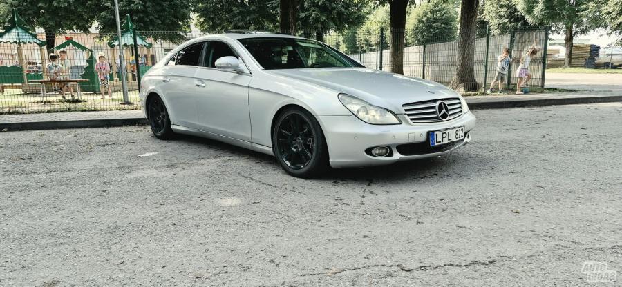 Mercedes-Benz CLS 320 2006 in Kaunas, with an engine capacity of 3.00 L and mileage of 301 thousand km for 2199 €, photo 1 on AUTOMOTO.COM.LV