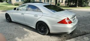 Mercedes-Benz CLS 320 2006 in Kaunas, with an engine capacity of 3.00 L and mileage of 301 thousand km for 2199 €, photo 5 on AUTOMOTO.COM.LV