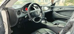 Mercedes-Benz CLS 320 2006 in Kaunas, with an engine capacity of 3.00 L and mileage of 301 thousand km for 2199 €, photo 6 on AUTOMOTO.COM.LV