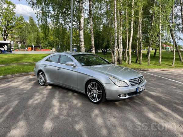 Mercedes-Benz CLS 320 2007 Rīga, ar dzinēja tilpumu 3.00 L un nobraukumu 319 tūkst. km par 4890 €, foto 4 vietnē AUTOMOTO.COM.LV