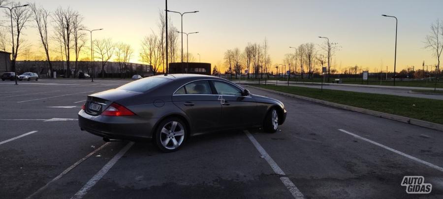 Mercedes-Benz CLS 320 2008 in Vilnius, with an engine capacity of 3.00 L and mileage of 260 thousand km for 4900 €, photo 4 on AUTOMOTO.COM.LV