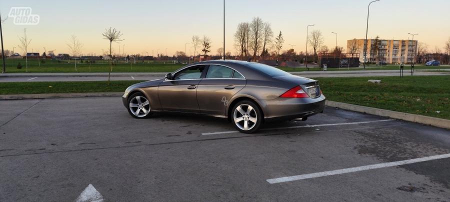 Mercedes-Benz CLS 320 2008 in Vilnius, with an engine capacity of 3.00 L and mileage of 260 thousand km for 4900 €, photo 8 on AUTOMOTO.COM.LV