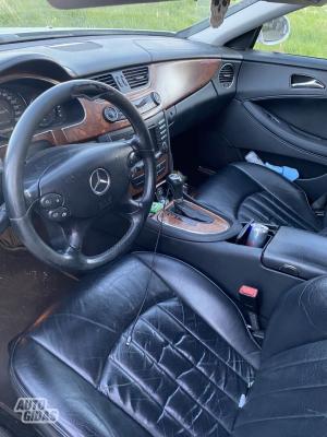 Grey Mercedes-Benz CLS 320 2003 in Klaipeda, with an engine capacity of 3.00 L and mileage of 317 thousand km for 4700 €, photo 7 on AUTOMOTO.COM.LV