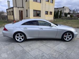 Pelēks Mercedes-Benz CLS 320 2005 Vievis, ar dzinēja tilpumu 3.00 L un nobraukumu 252 tūkst. km par 3700 €, foto  vietnē AUTOMOTO.COM.LV