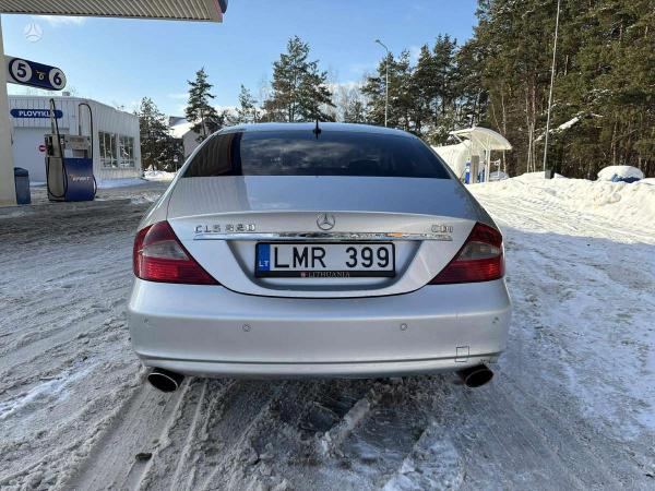 Grey Mercedes-Benz CLS 320 2006 in Varena, with an engine capacity of 3.20 L and mileage of 373 thousand km for 4000 €, photo 8 on AUTOMOTO.COM.LV