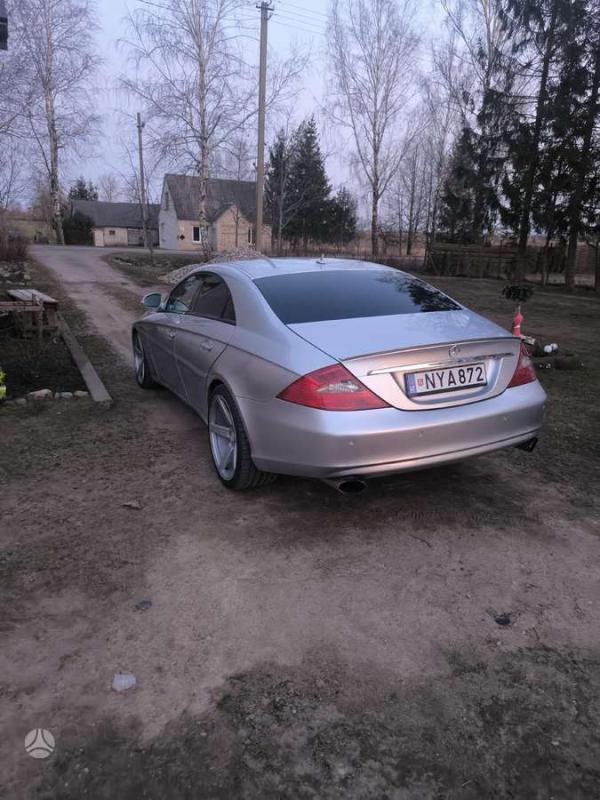 Grey Mercedes-Benz CLS 320 2007 in Radviliskis, with an engine capacity of 3.00 L and mileage of 506 thousand km for 3200 €, photo 1 on AUTOMOTO.COM.LV