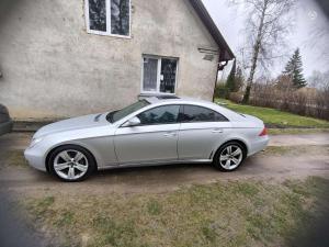 Pelēks Mercedes-Benz CLS 320 2007 Radviliškis, ar dzinēja tilpumu 3.00 L un nobraukumu 506 tūkst. km par 3200 €, foto 4 vietnē AUTOMOTO.COM.LV