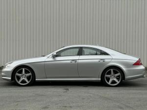 Pelēks Mercedes-Benz CLS 320 2007 Rīga, ar dzinēja tilpumu 3.20 L un nobraukumu 272 tūkst. km par 8490 €, foto 5 vietnē AUTOMOTO.COM.LV