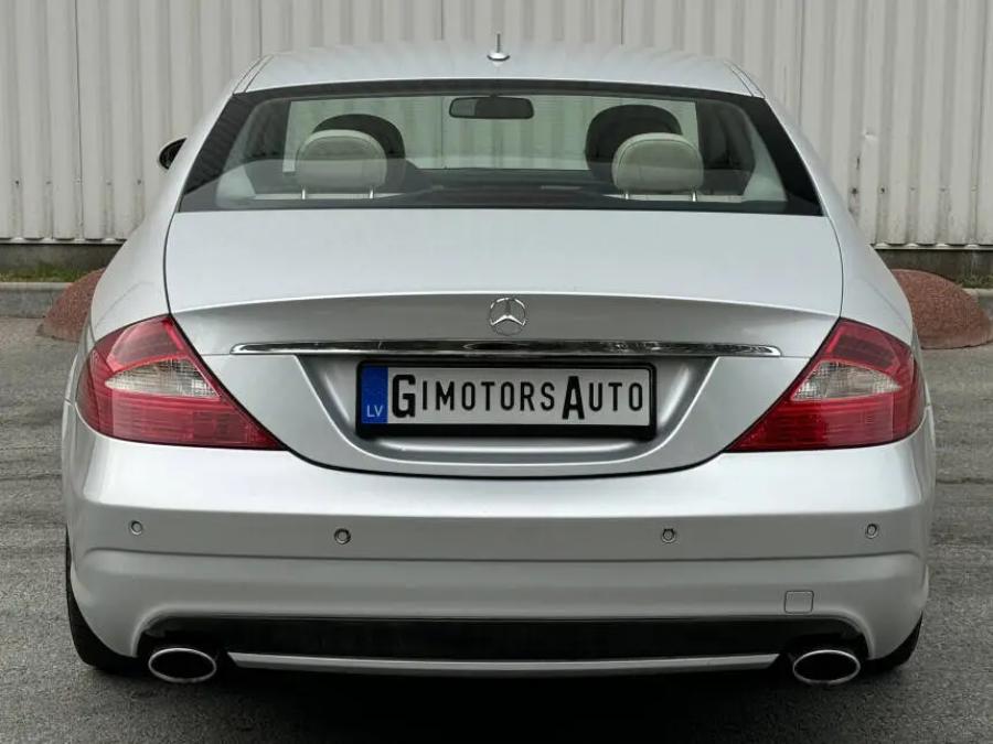 Pelēks Mercedes-Benz CLS 320 2007 Rīga, ar dzinēja tilpumu 3.20 L un nobraukumu 272 tūkst. km par 8490 €, foto 8 vietnē AUTOMOTO.COM.LV