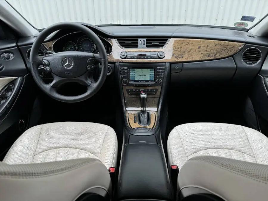Pelēks Mercedes-Benz CLS 320 2007 Rīga, ar dzinēja tilpumu 3.20 L un nobraukumu 272 tūkst. km par 8490 €, foto 17 vietnē AUTOMOTO.COM.LV