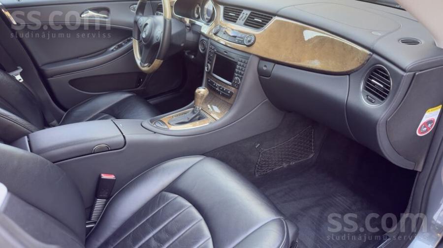 Grey Mercedes-Benz CLS 320 2008 in Rezekne, with an engine capacity of 3.00 L and mileage of 250 thousand km for 7300 €, photo 11 on AUTOMOTO.COM.LV