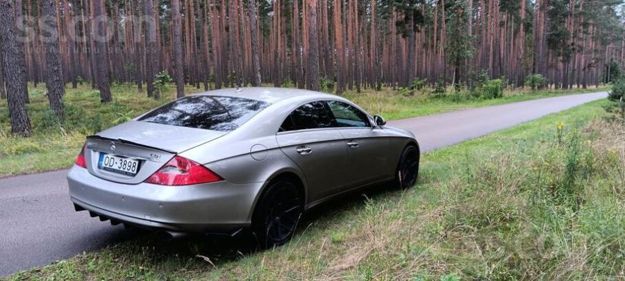 Grey Mercedes-Benz CLS 320 2008 in Riga, with an engine capacity of 3.20 L and mileage of 250 thousand km for 5300 €, photo 6 on AUTOMOTO.COM.LV