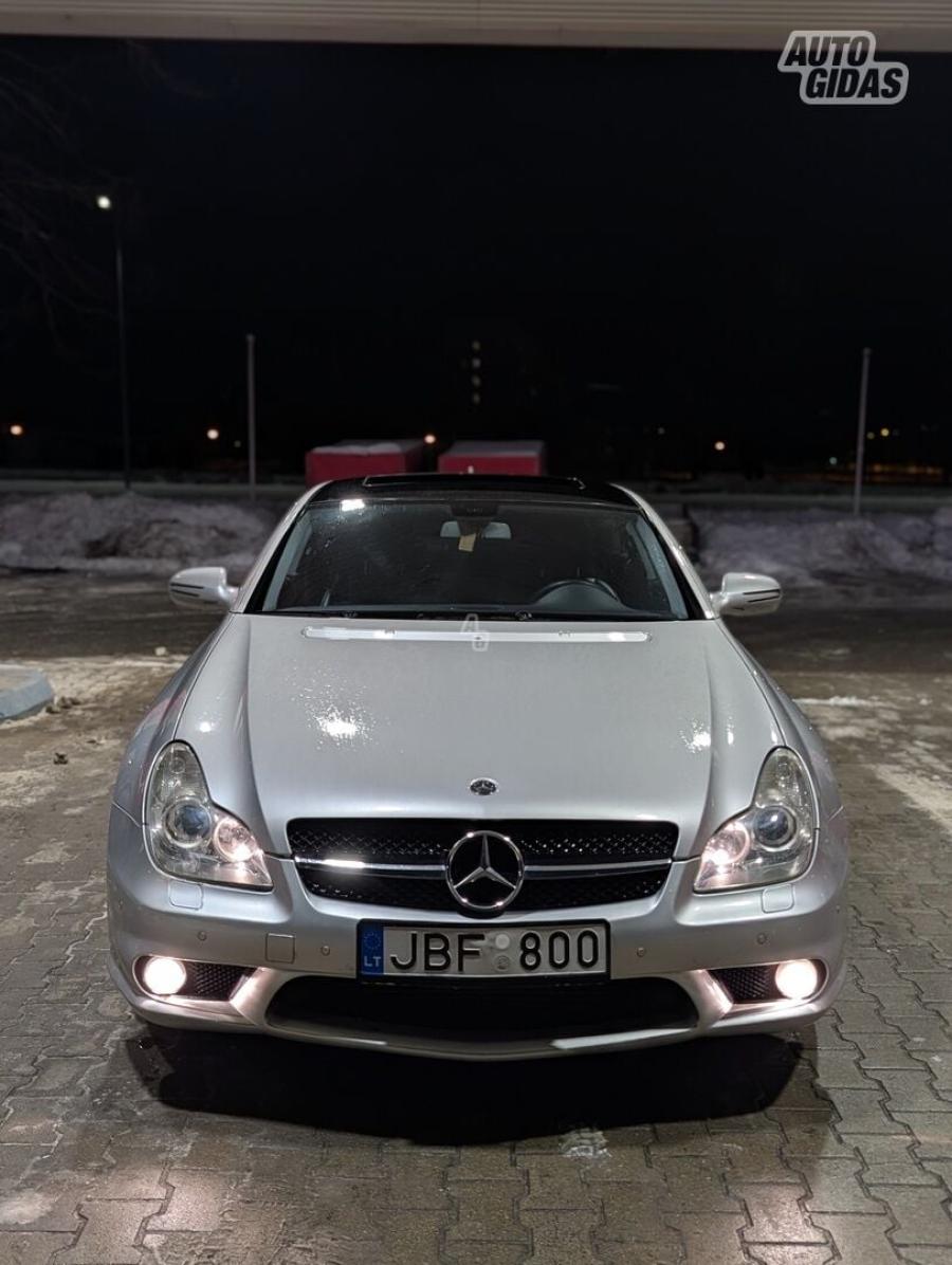 Pelēks Mercedes-Benz CLS 320 2009 Klaipėda, ar dzinēja tilpumu 3.00 L un nobraukumu 312 tūkst. km par 5200 €, foto 7 vietnē AUTOMOTO.COM.LV
