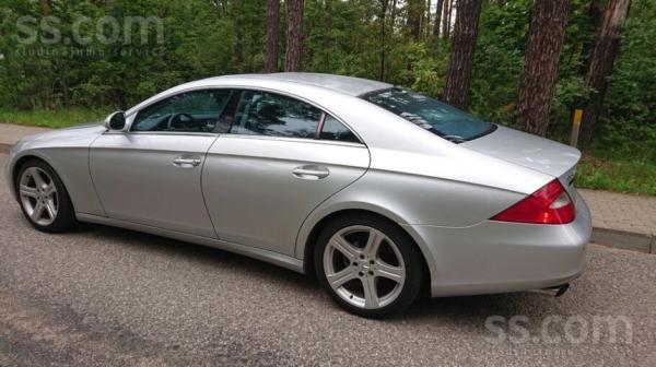 Pelēks Mercedes-Benz CLS 320 2006 Rīga, ar dzinēja tilpumu 3.00 L un nobraukumu 331 tūkst. km par 5950 €, foto 3 vietnē AUTOMOTO.COM.LV