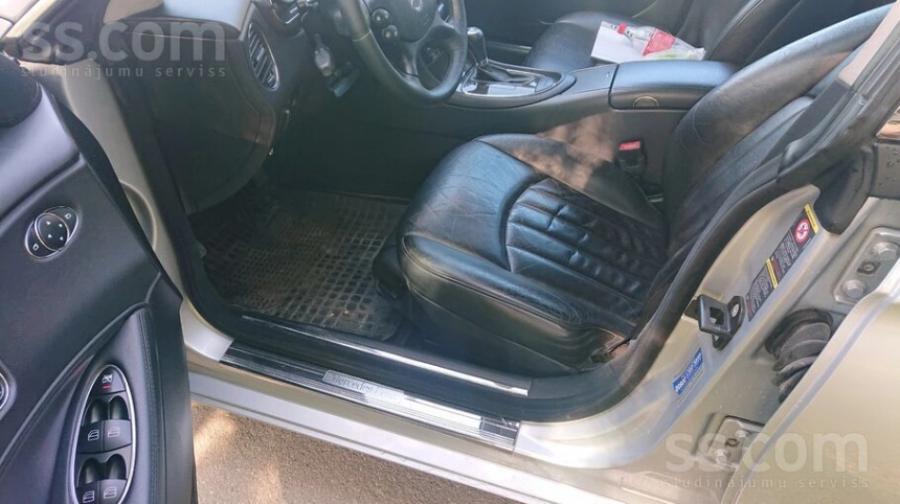 Pelēks Mercedes-Benz CLS 320 2006 Rīga, ar dzinēja tilpumu 3.00 L un nobraukumu 331 tūkst. km par 5950 €, foto 13 vietnē AUTOMOTO.COM.LV
